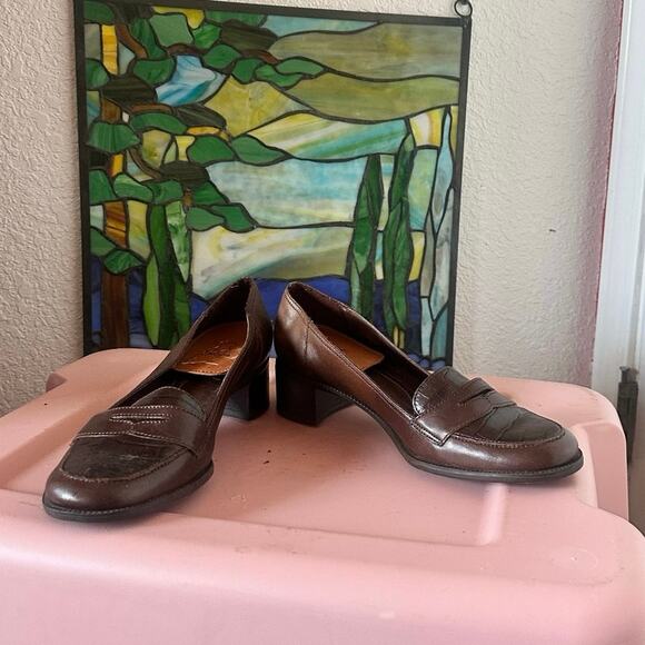 Naturalizer | Shoes | Naturalizer Brown Loafer Heels Shoes | Poshmark